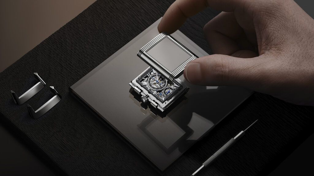 Jaeger-LeCoultre Reverso Tribute Chronograph Blends Old & Ne