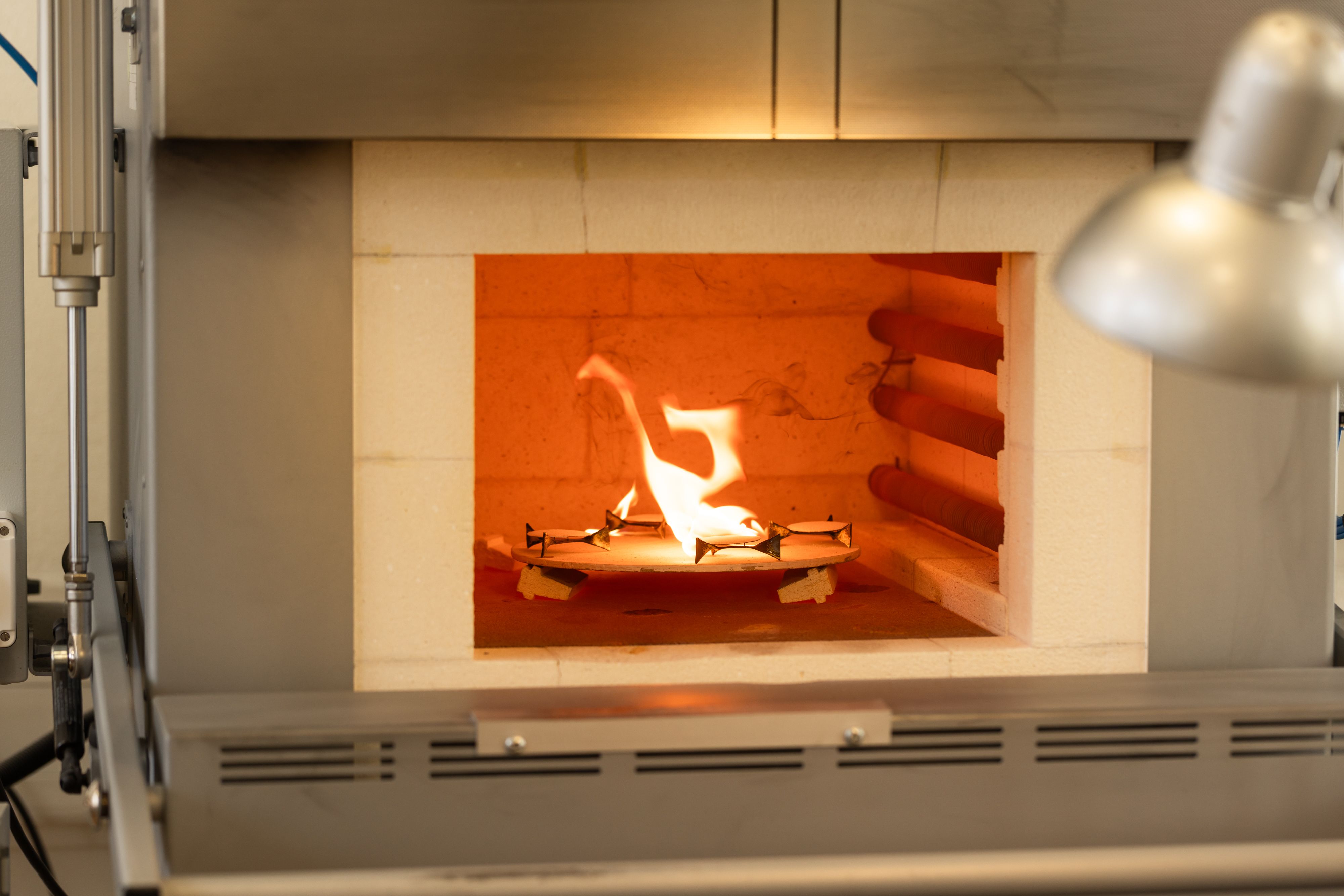 The Art of Grand Feu Enamel in Watchmaking: A Blend of Craft