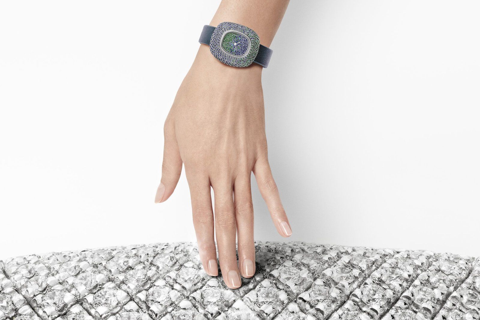 Watches And Wonders 2022: Cartier - The Coussin de Cartier