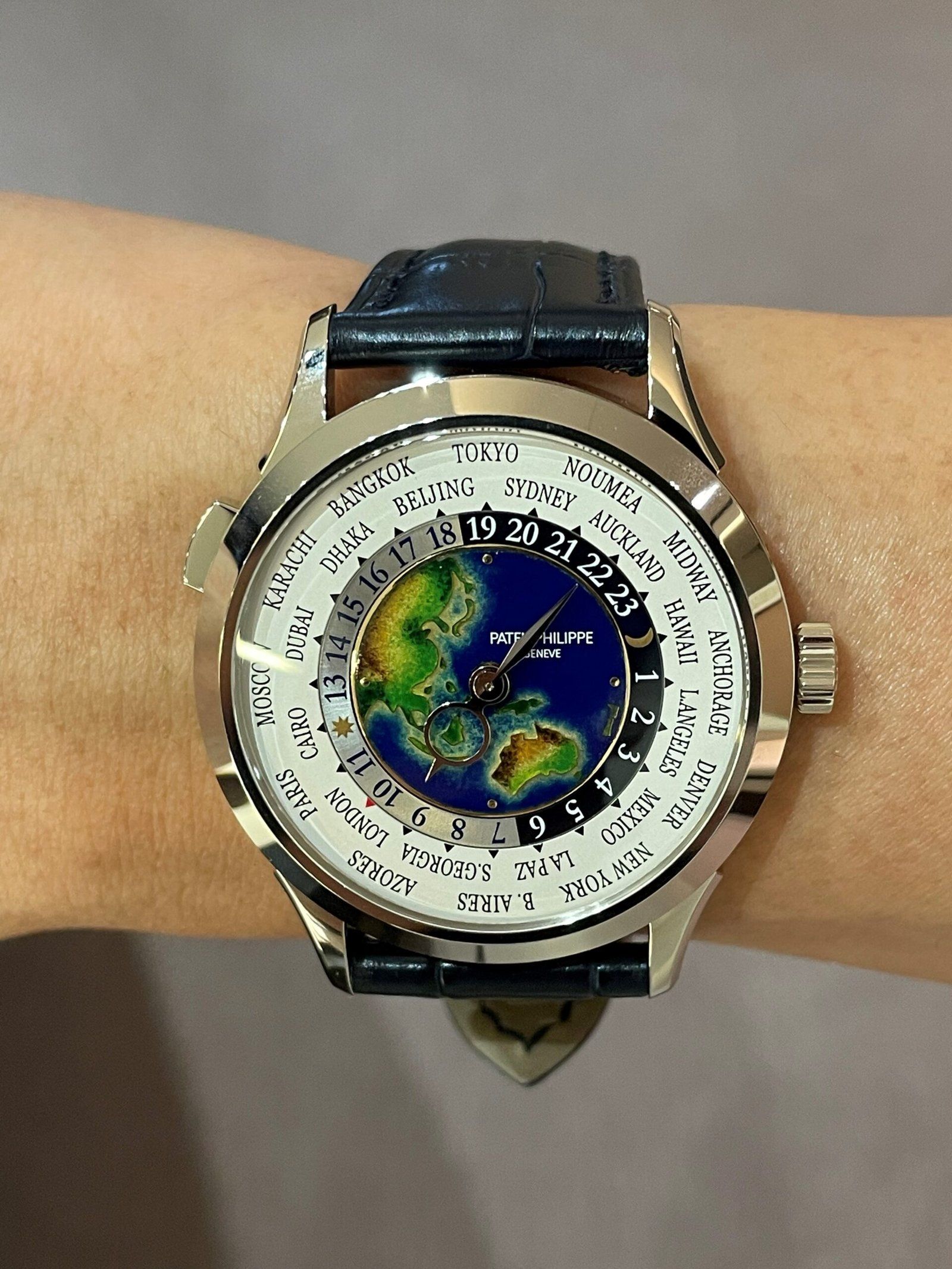 Explore the latest patek-phillipe-5231g-complications watch releases